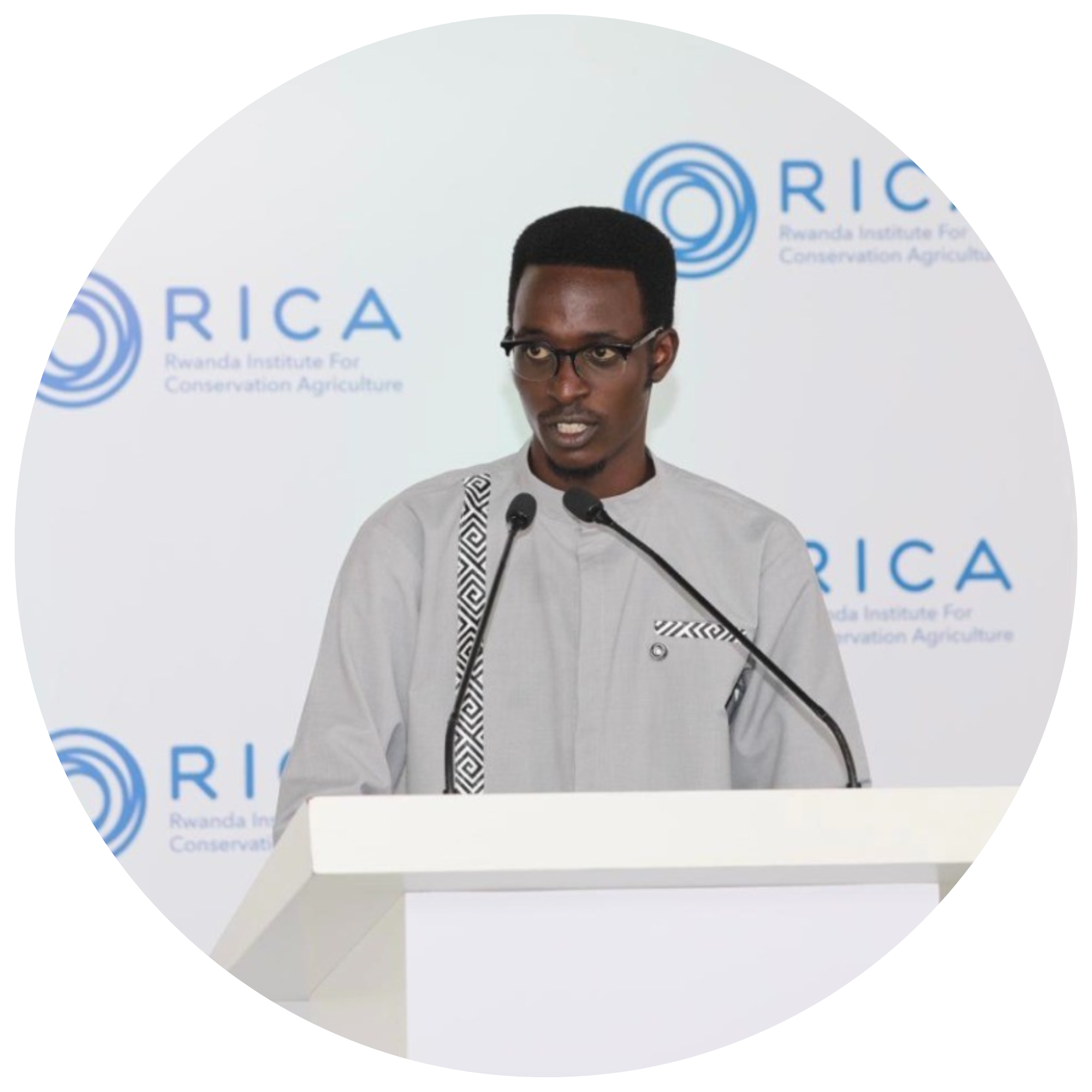 Youth Advisory Council - Leadership for Conservation in Africa